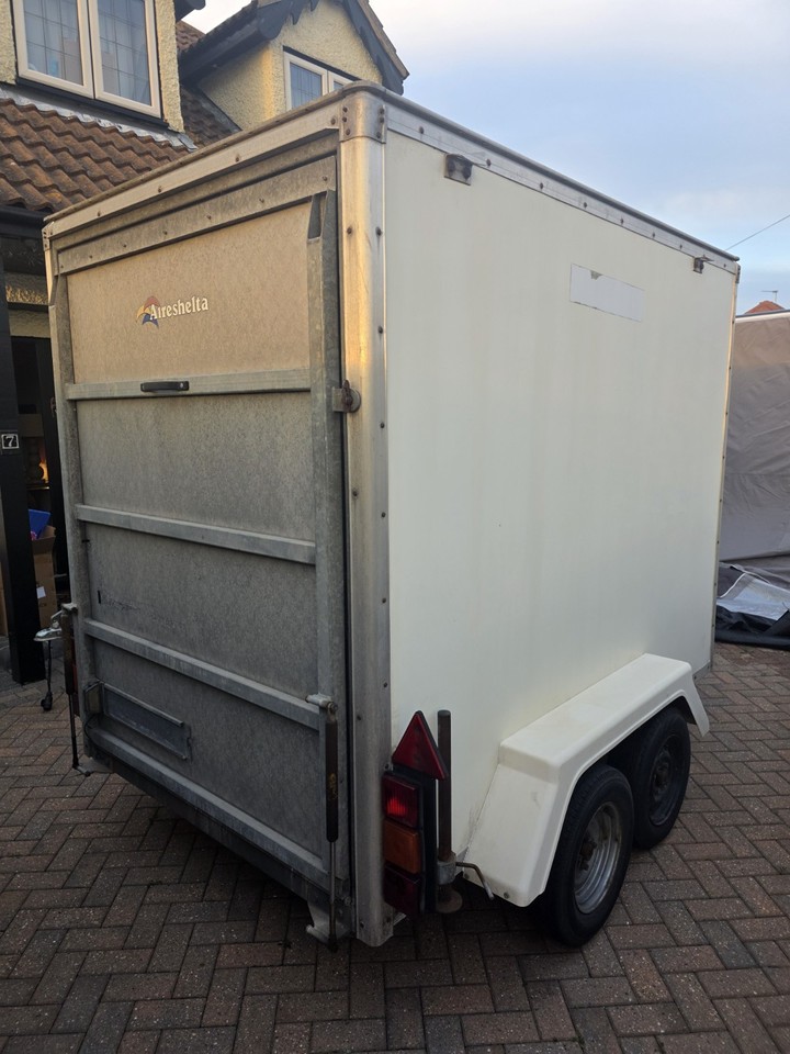 Indespension TWIN AXEL BOX TRAILER | eBay UK