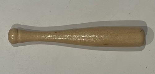 MINIATURE 3” WOOD BASEBALL BAT-MODELS-TOYS-HOBBY-SPORTING GOODS ...