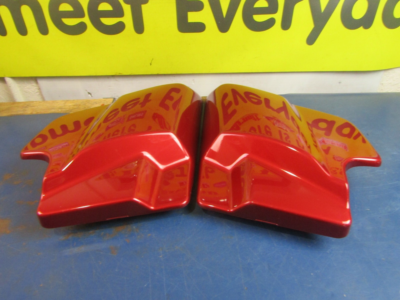 RED FRAME SIDE COVERS HARLEY DAVIDSON FLT TOURING PN 66250-09 66048-09A ...