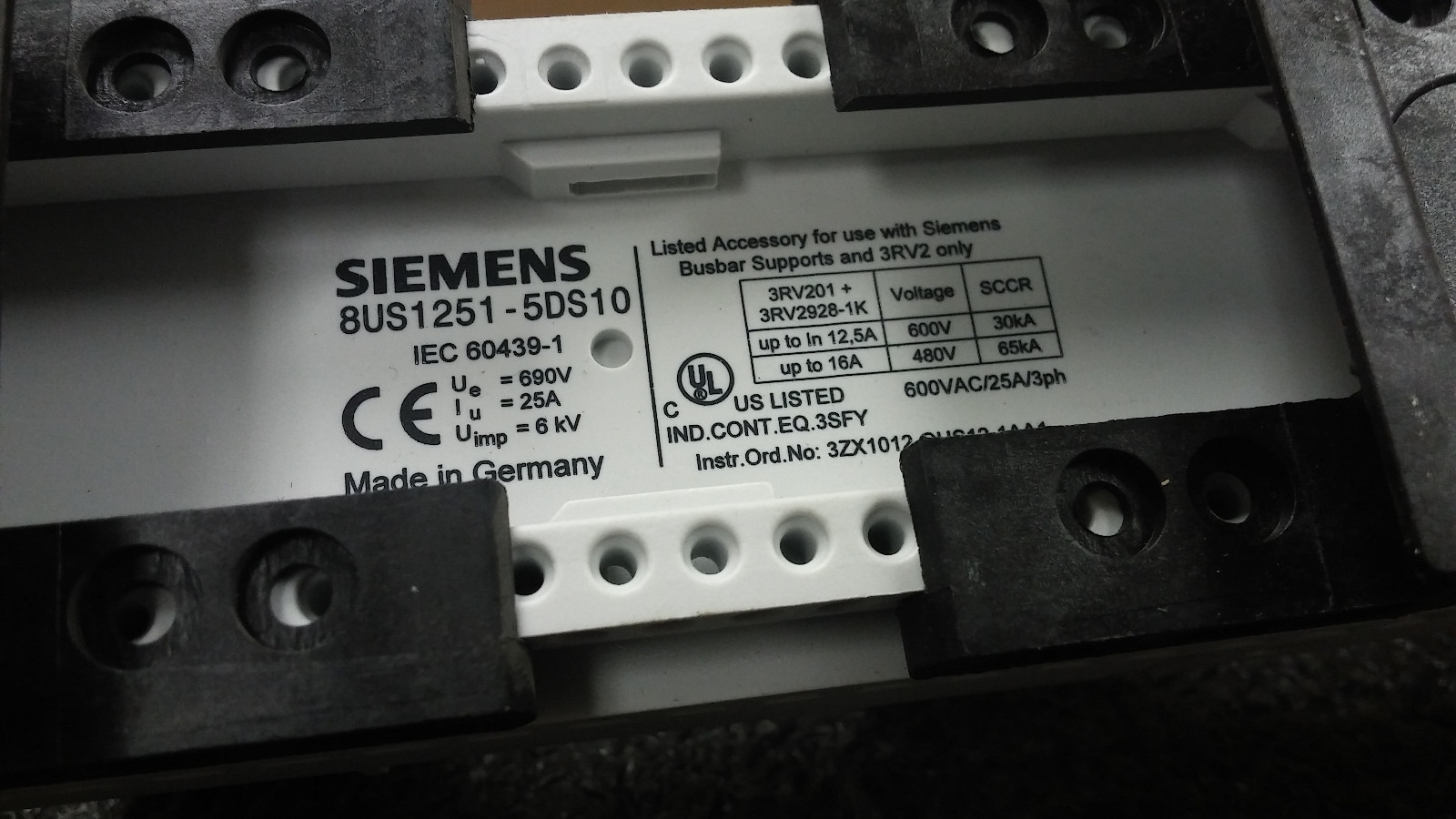 SIEMENS SENTRON 8US1251-5DS10 25A 690V Busbar Device Adapter | eBay