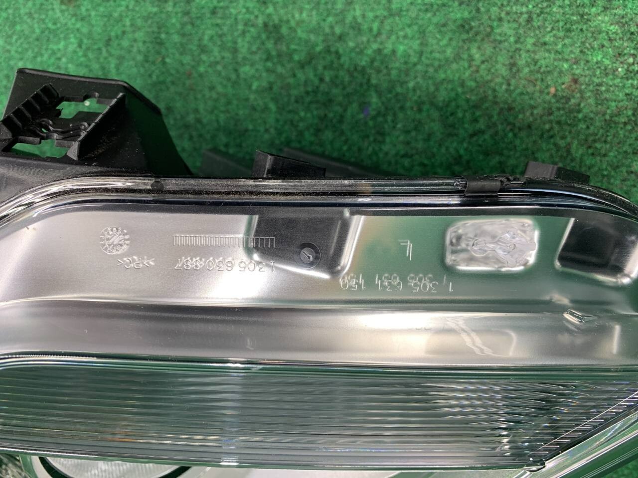 🛑 2010-2011 Mercedes W251 R-CLASS Left Driver Bi Xenon Headlight ...