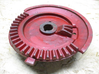 International Harvester Gear for McCormick 55-T/55-W Balers (656914R2 ...