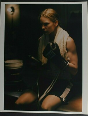 Hilary Swank Boxing Million Dollar Baby Movie Scene 8x10" Photo Pre ...
