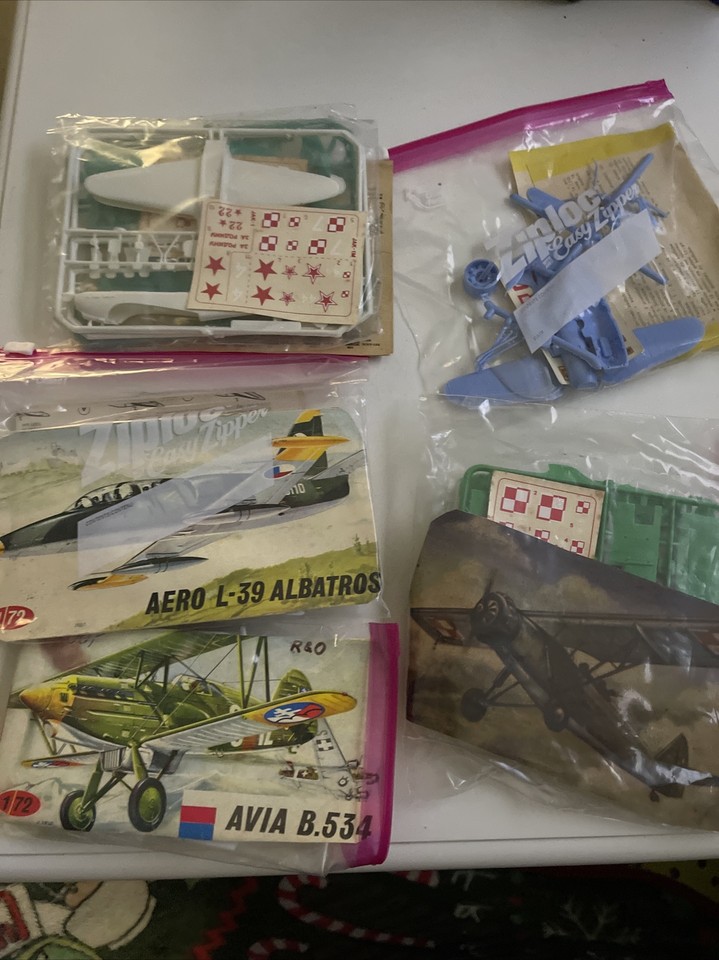 Model airplane lot. Over 30 Kits. | eBay