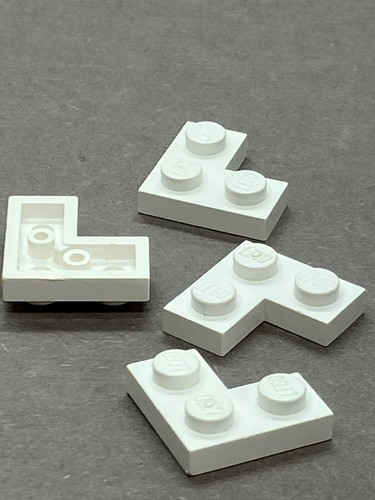 LEGO Part 2420 Plate 2x2 Corner (4pcs) - White Vintage | eBay