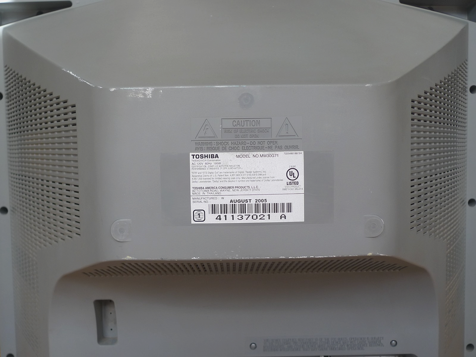 Toshiba 30" MW30G71 2005 CRT TV | HDMI/Cards/VCR/Remote | DVD FAULTY ...