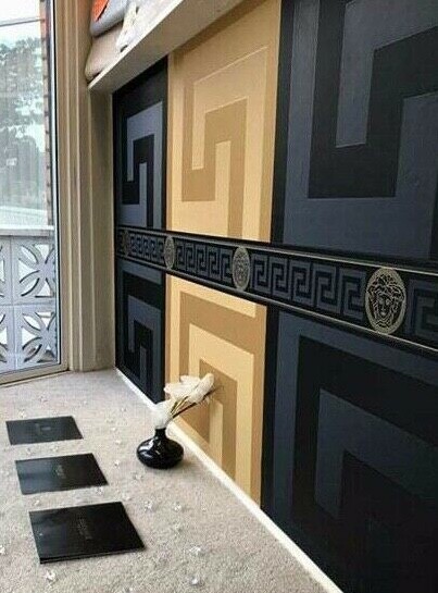 Versace Border Wallpaper