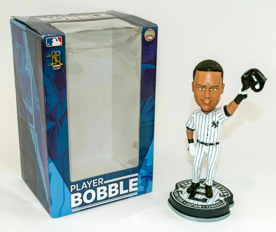 Derek Jeter (2014 New York Yankees) Captain Farewell Bobblehead Helmet ...