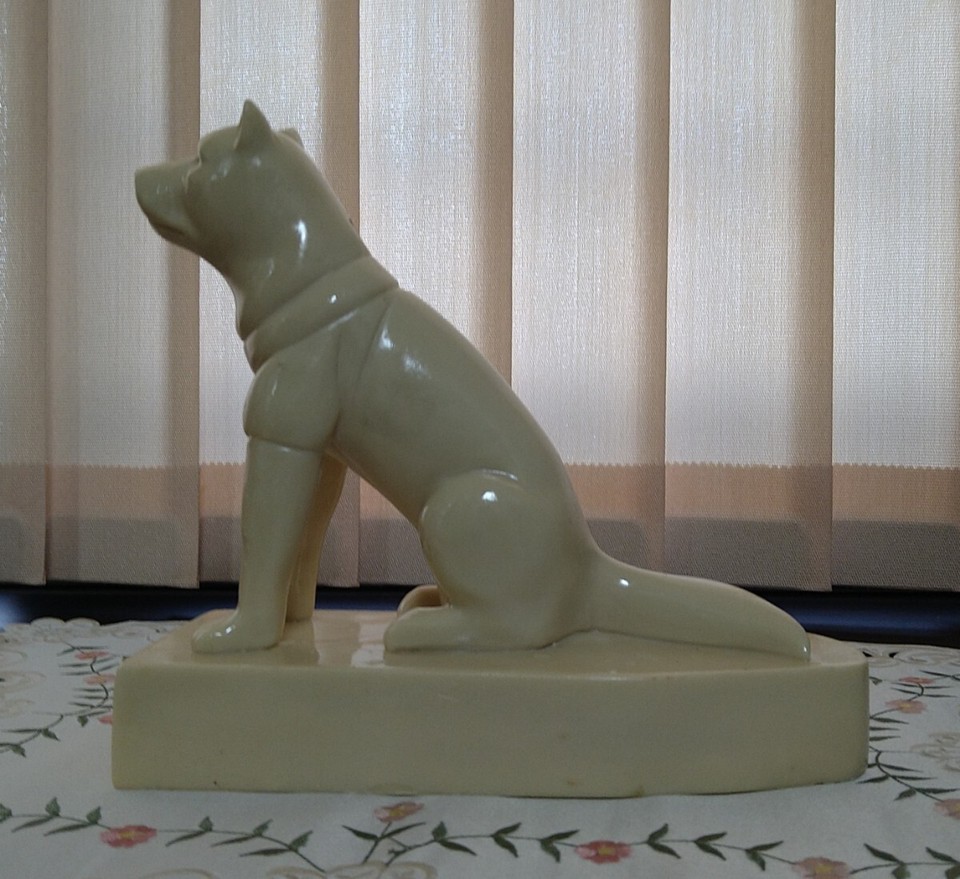 Faithful Dog Hachiko Statue Piggy Bank 100Th Birthday Shibuya Station ...