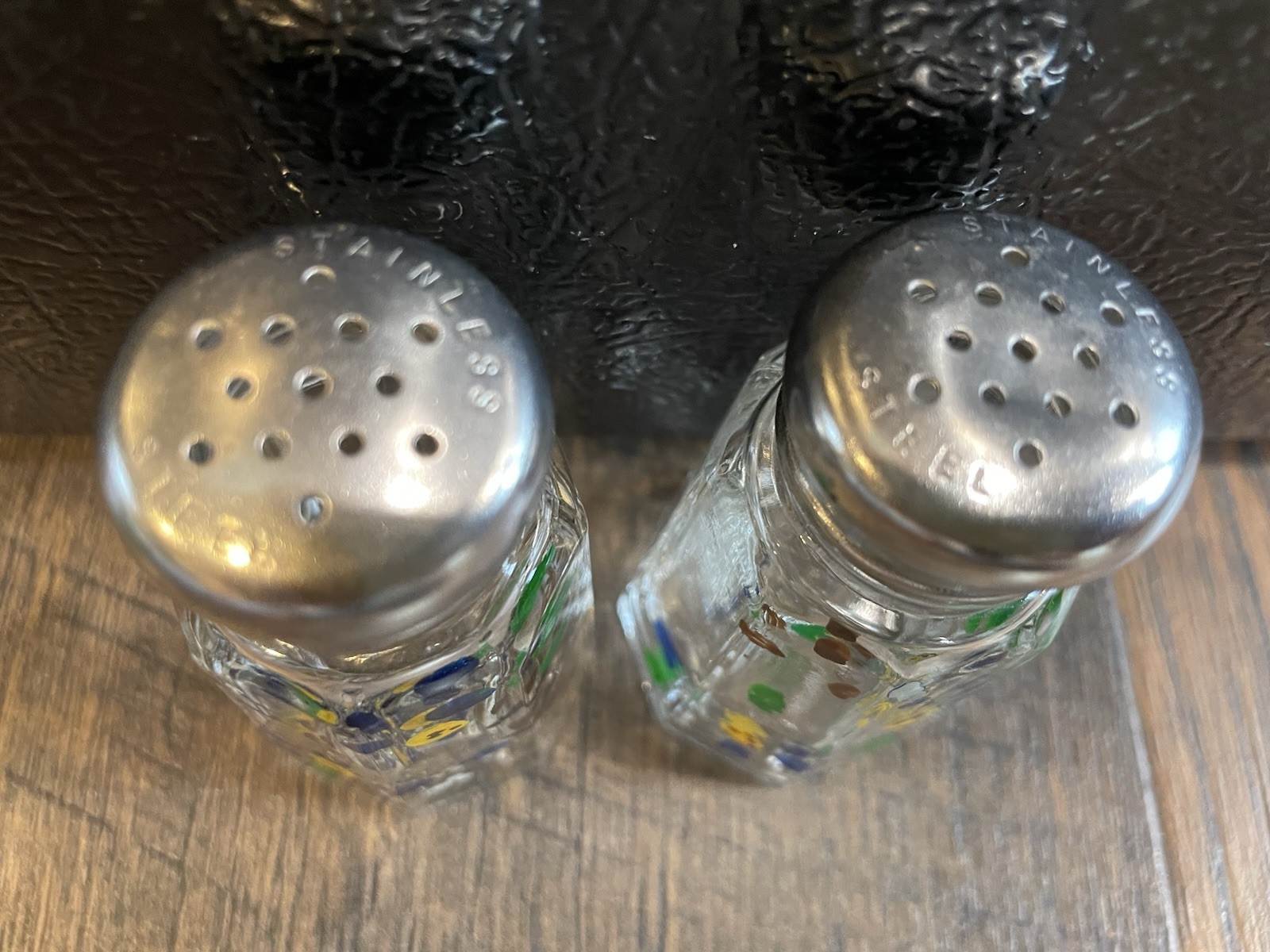 2 Halco SALT & PEPPER SHAKERS Glass BLUE FLOWERS Floral SET Vintage ...