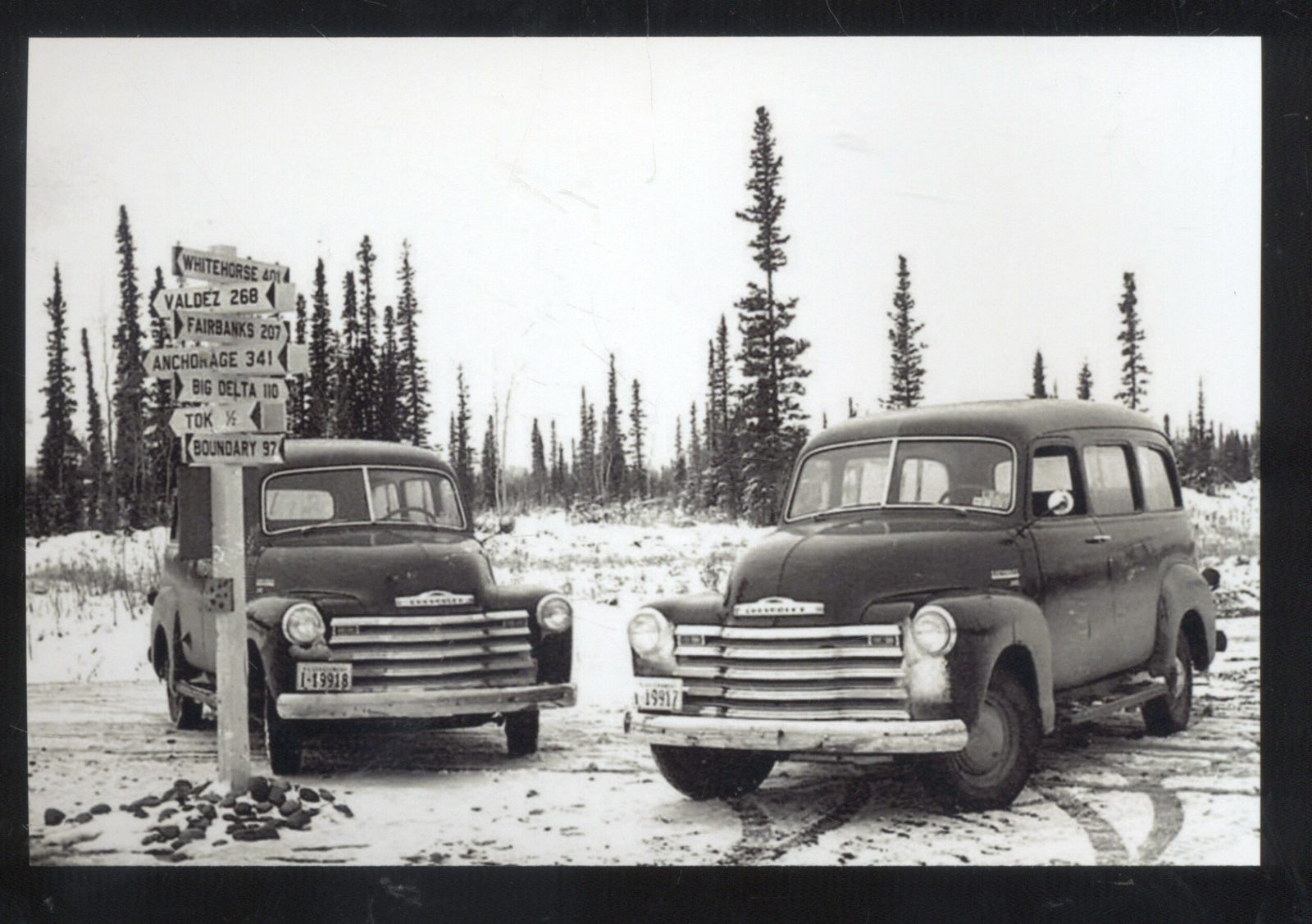 REAL PHOTO 1950 CHEVROLET SUBURBAN ALASKA HIGHWAY '50 CHEVY POSTCARD ...
