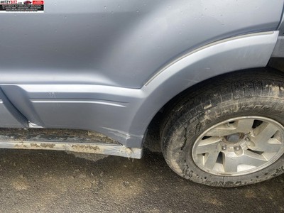 Wheel Arch Trim Rear Left Door for Mitsubishi PAJERO SHOGUN V75W MK3 3. ...