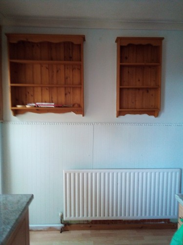 Crown Breatheasy Botanical Extract Silk Green Emulsion Paint - 2.5L for ...