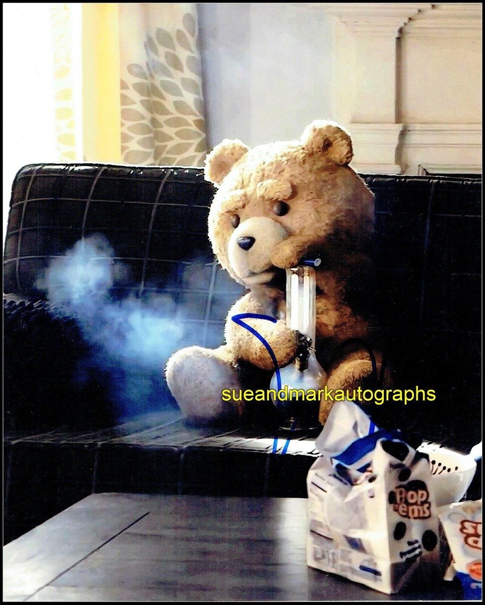 Seth Macfarlane Smoking Weed