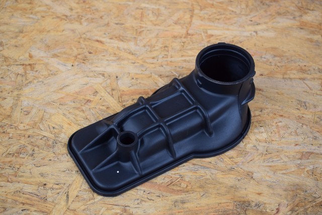 MERCEDES W124 W201 M102 200 230 Ansaugstuzen Ansaugflansch unter LMM ...