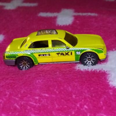 2002 Matchbox Yellow Taxi - Green Checker Version | eBay