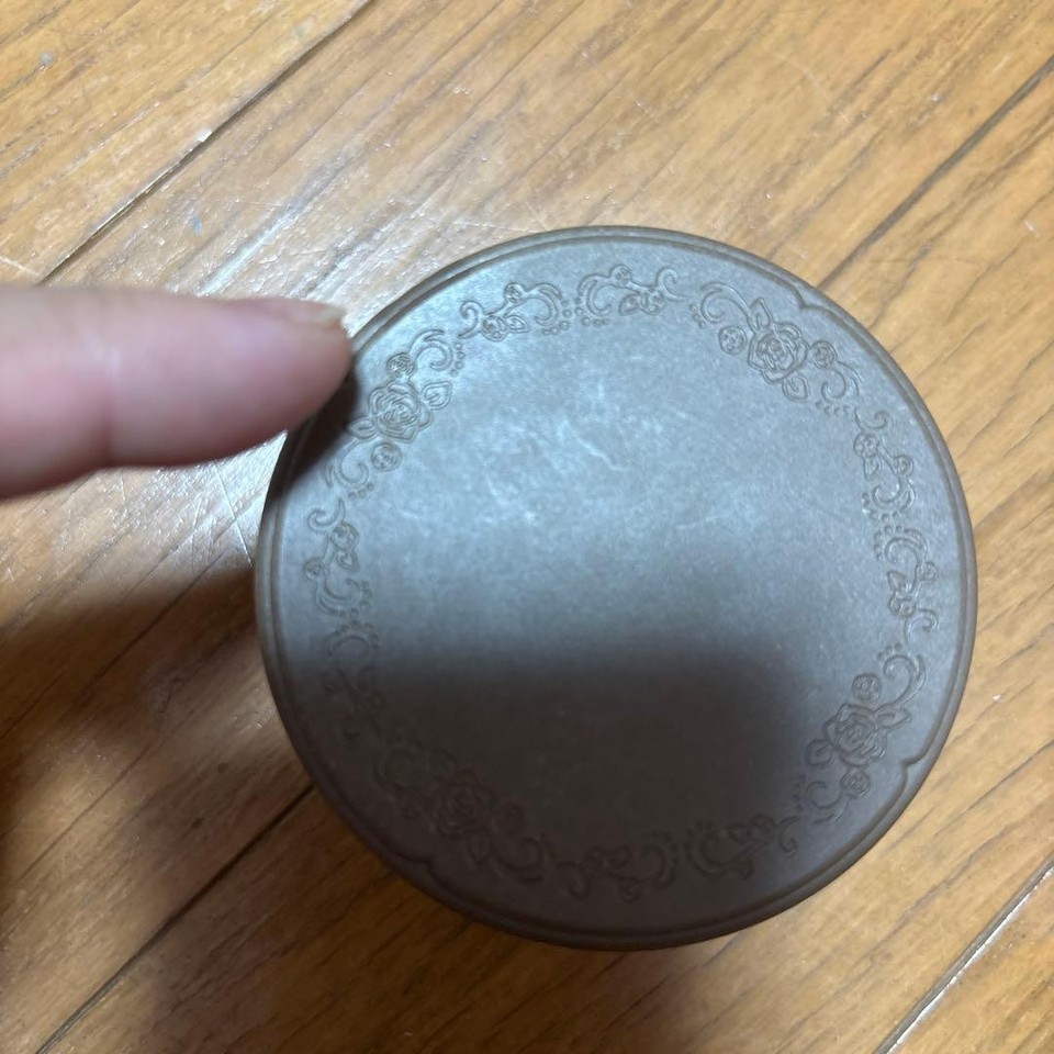 Classic style red chairs and table set | eBay