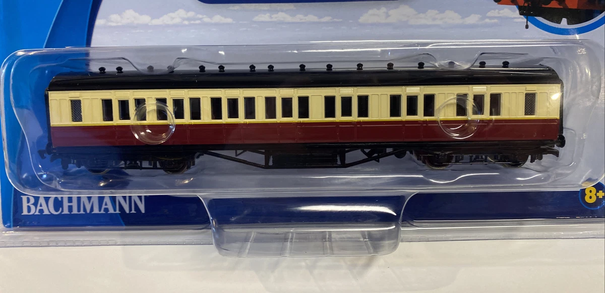 Red Coach Ho Scale