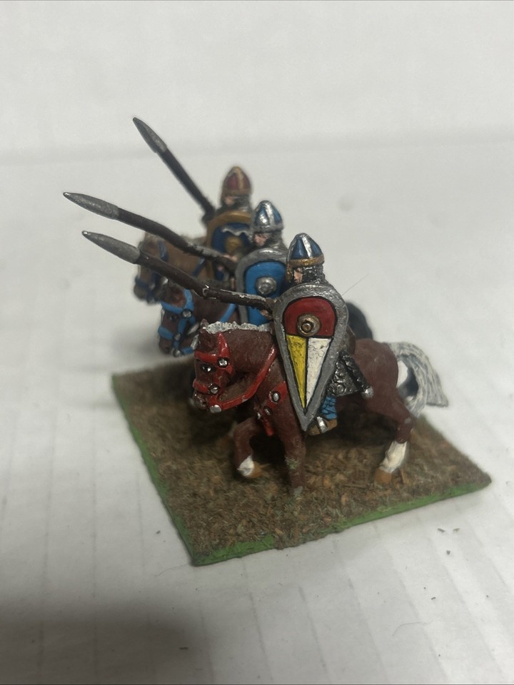 Vintage Painted Metal Miniature Medieval Heavy Calvary Knight Lot 1/72 ...