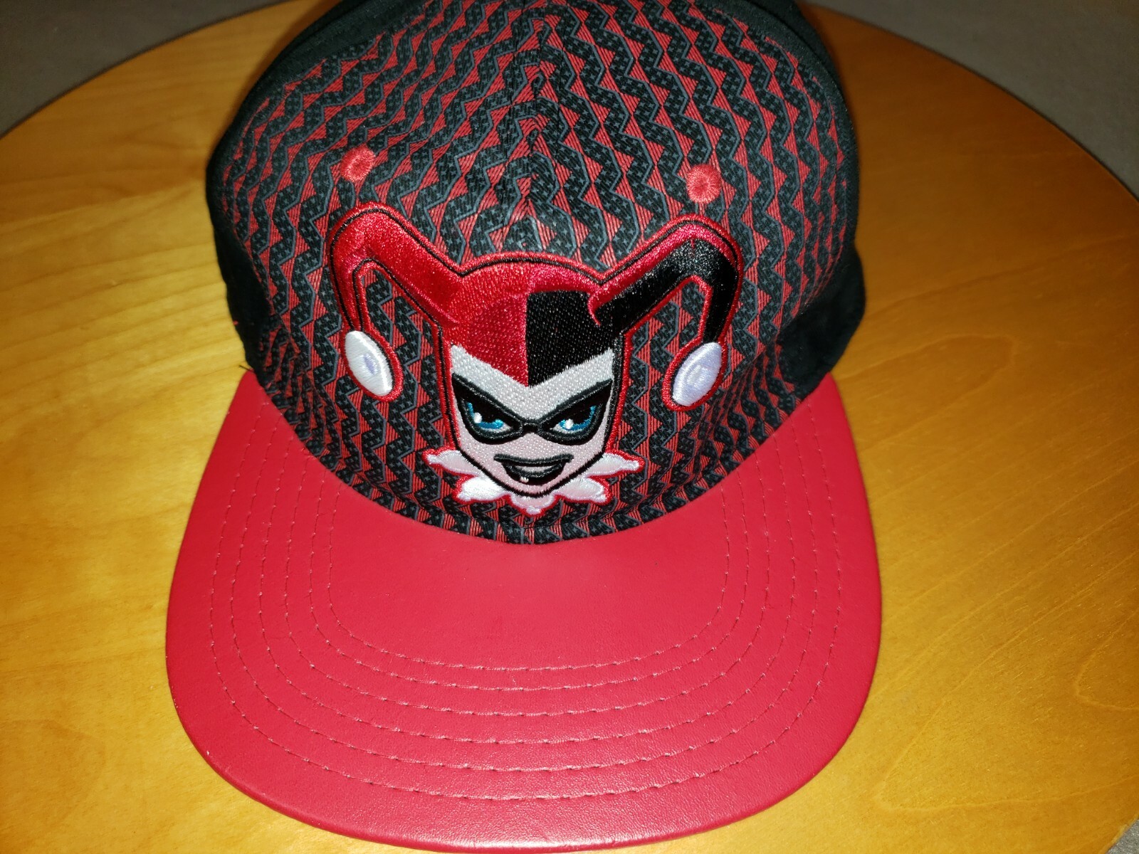 DC Comics Original Harley Quinn Snapback Baseball Cap… - Gem
