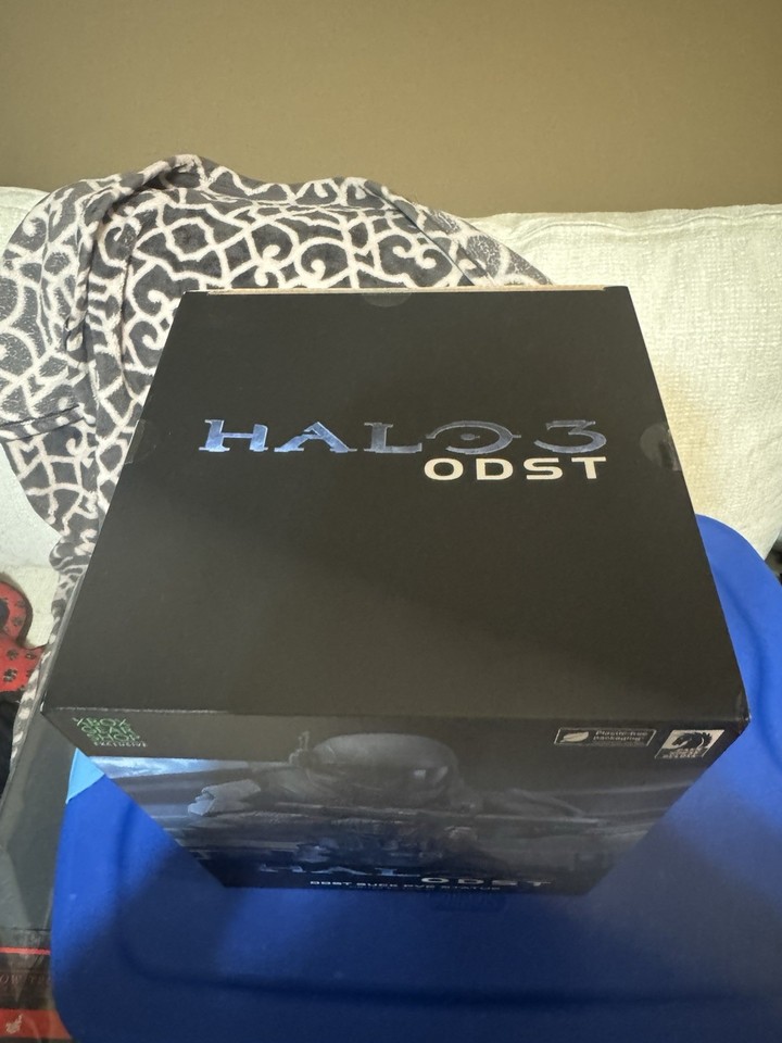 Halo ODST Buck Statue Xbox Gear Shop Exclusive 550/2000 | eBay