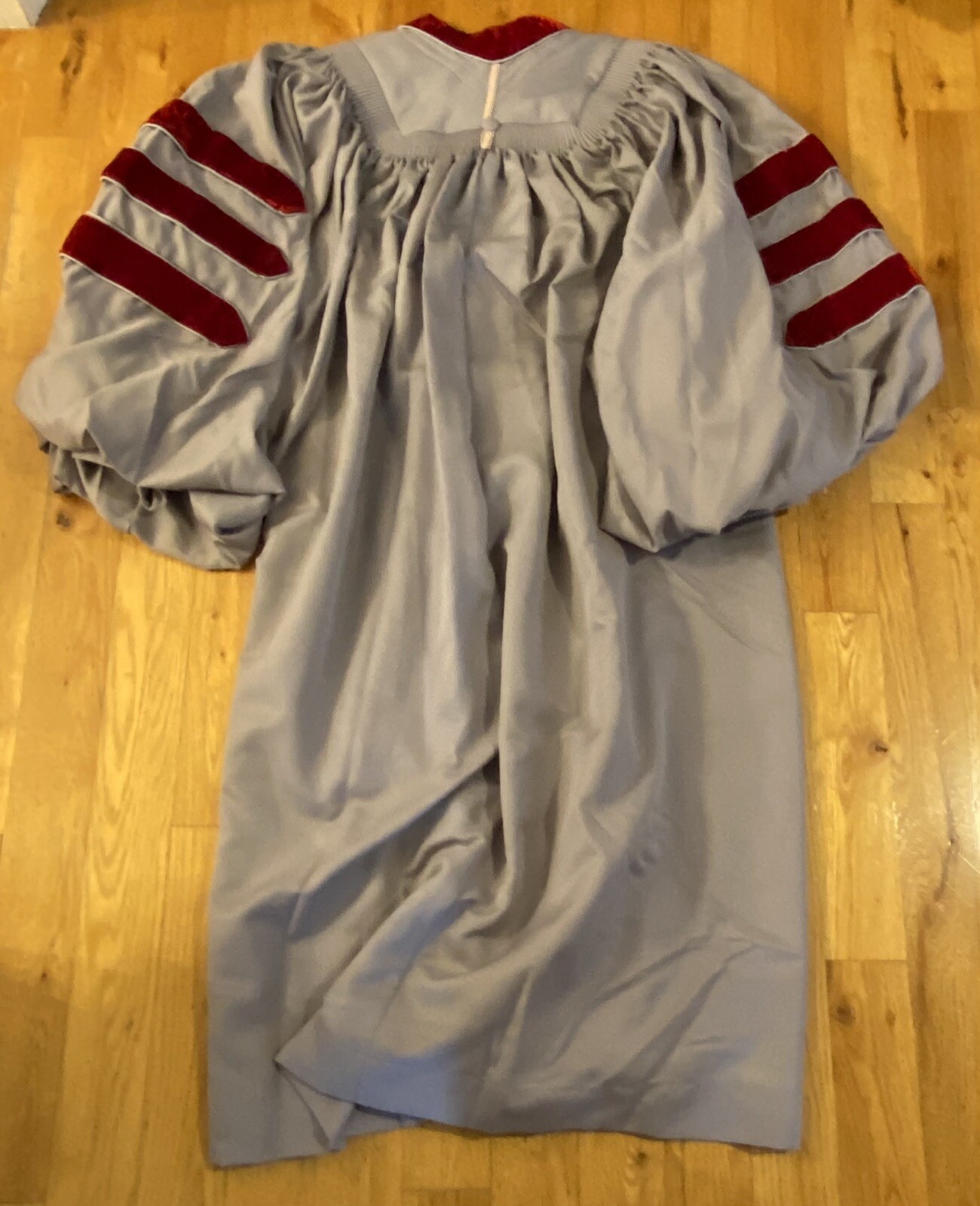 MIT GRADUATION GOWN REGALIA | eBay