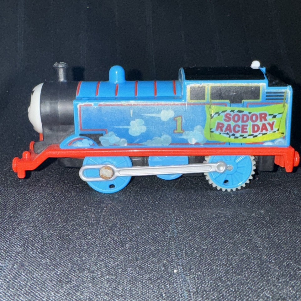 Thomas & Friends Trackmaster 2013 Sodor Race Day Motorized Engine ...