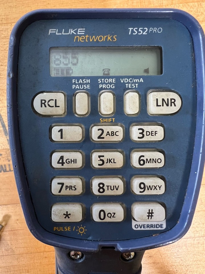 Fluke Networks TS52 Pro Telephone Test Set W/ Piercing Pin Clips AT&T ...