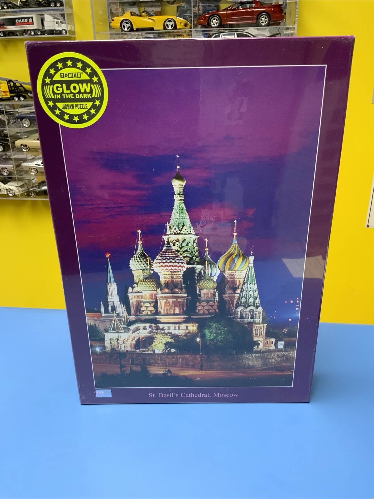 TOMAX Glow in the dark St. Basil’s Cathedral, Moscow 1000 Piece Puzzle ...