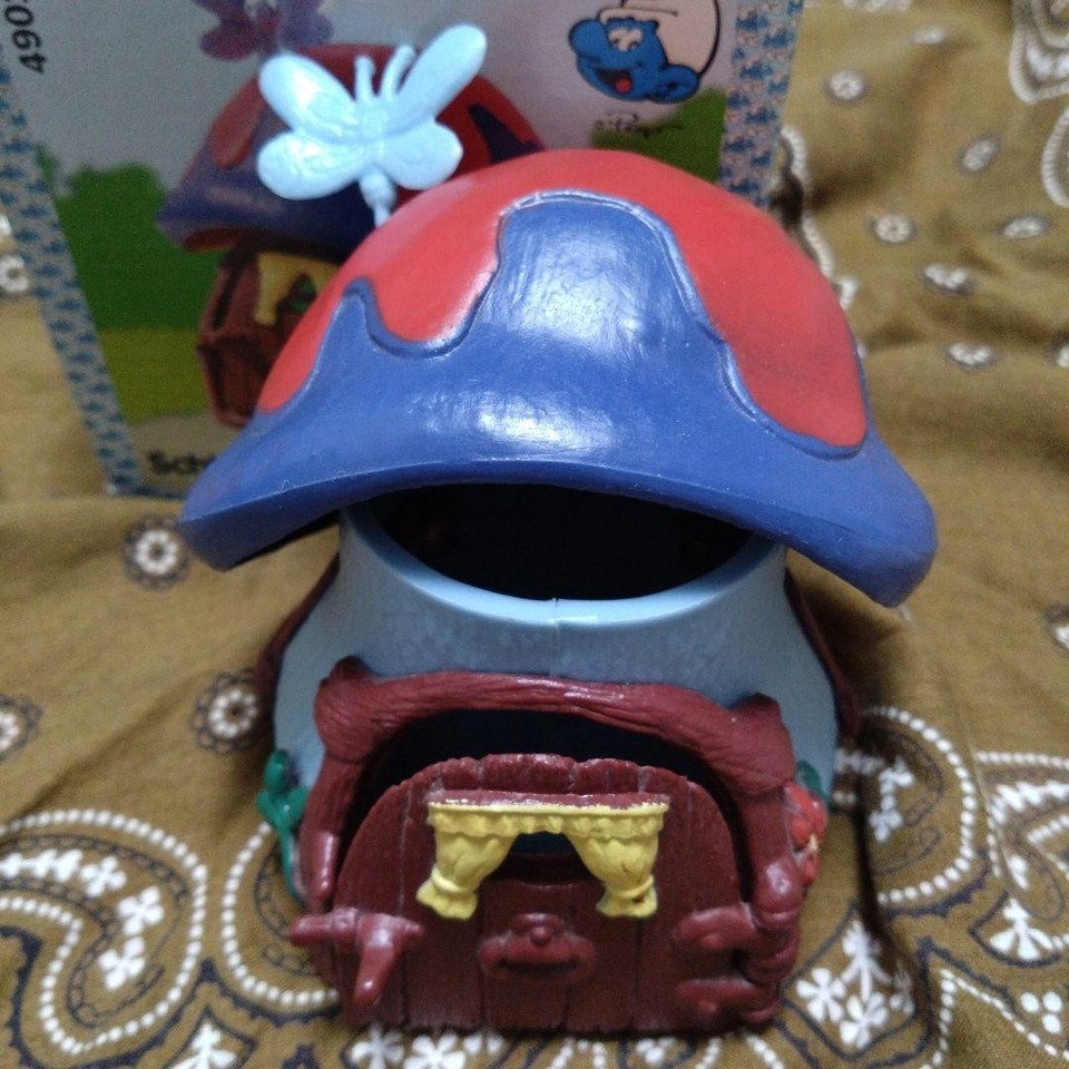 The Smurfs' Blue Mushroom House | eBay