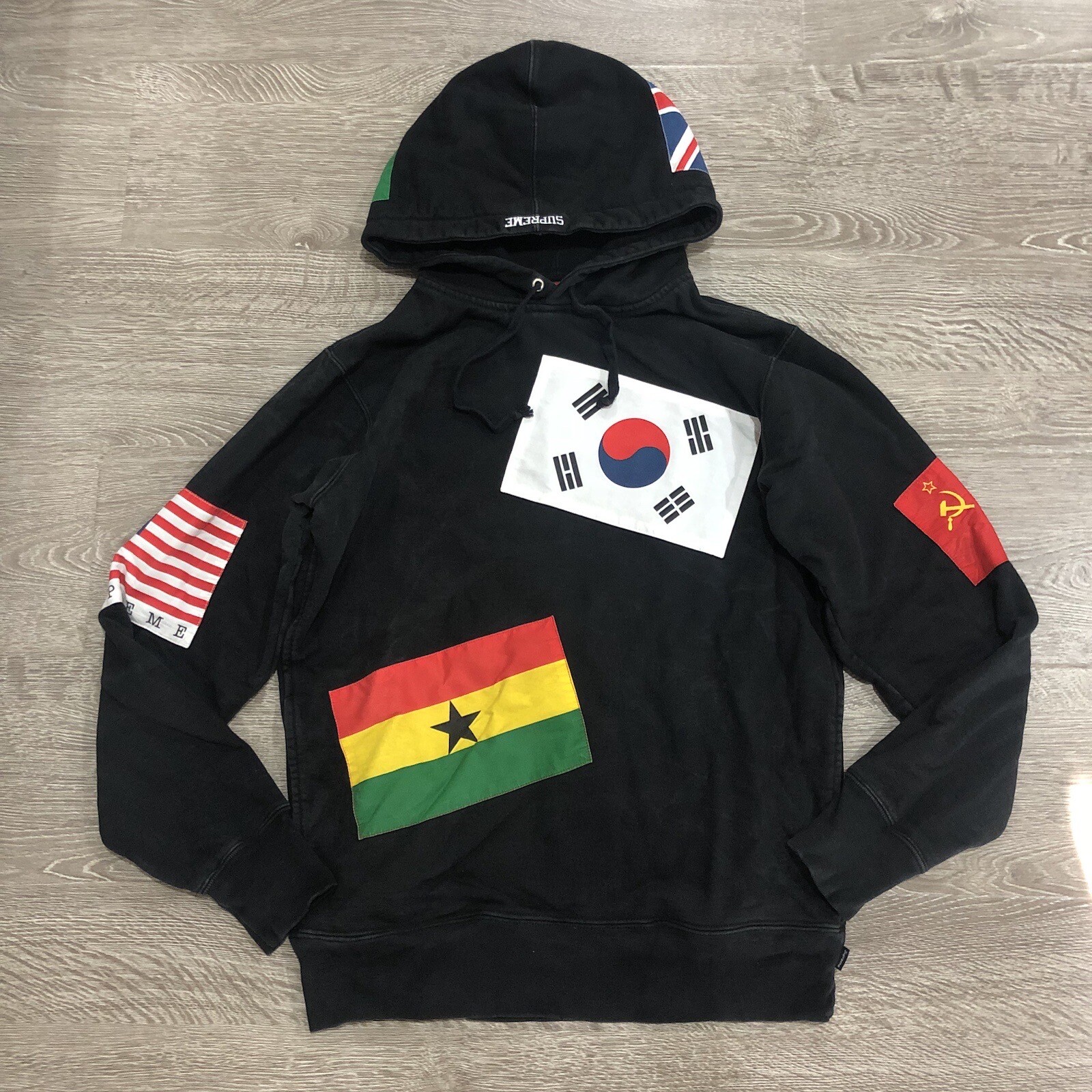 Rare HTF Supreme Flags Patch Pullover Hoodie Hype Street Black Medium ...