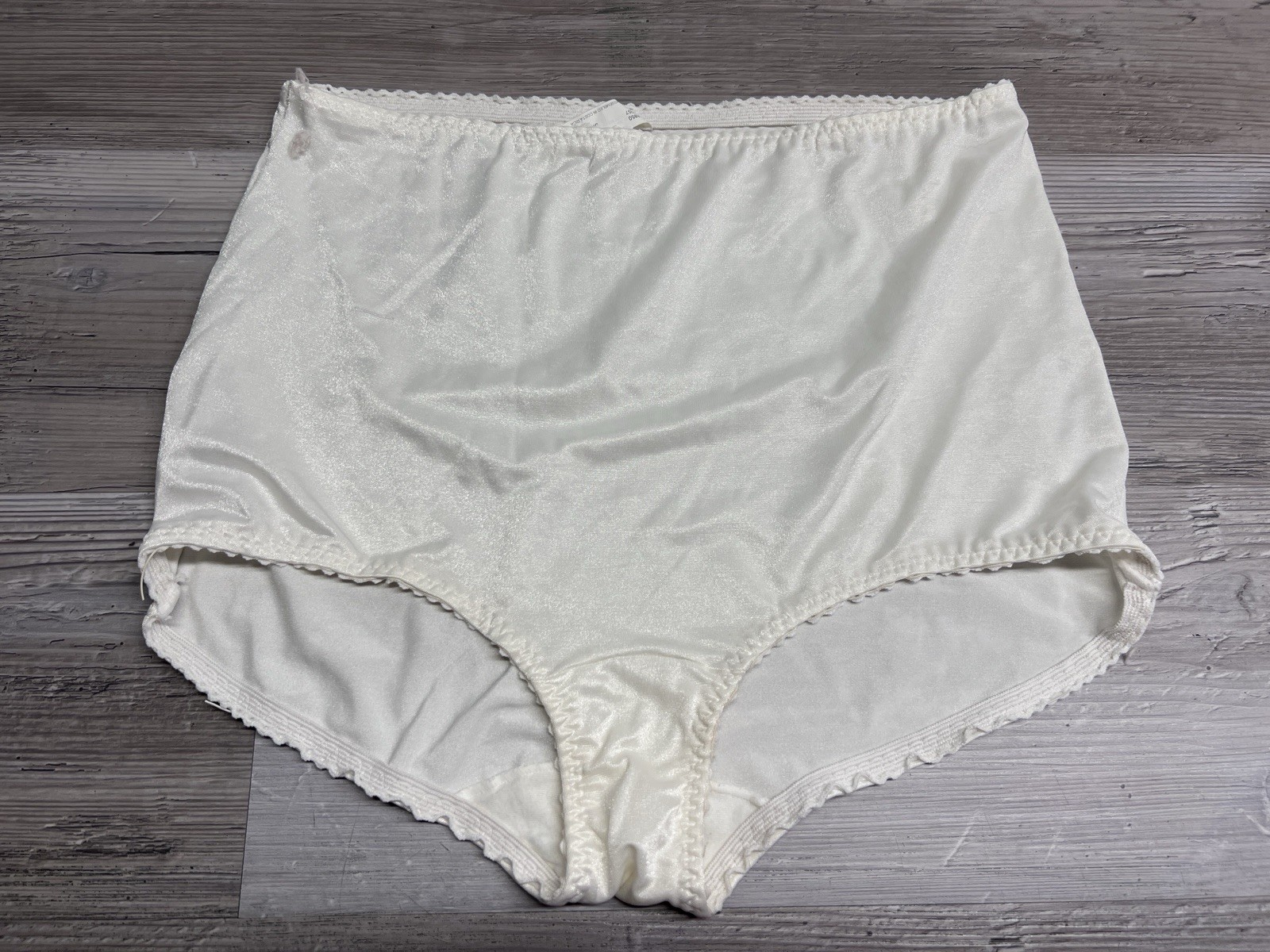 Vintage Bali White Nylon Satin Full Cut Brief Panties… - Gem