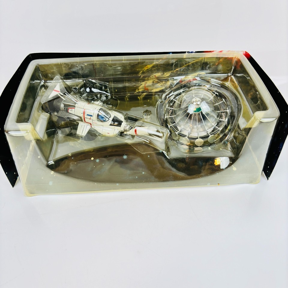 UFO INTERCEPTOR & UFO Diecast Model Gerry Anderson Aoshima Shinseiki ...