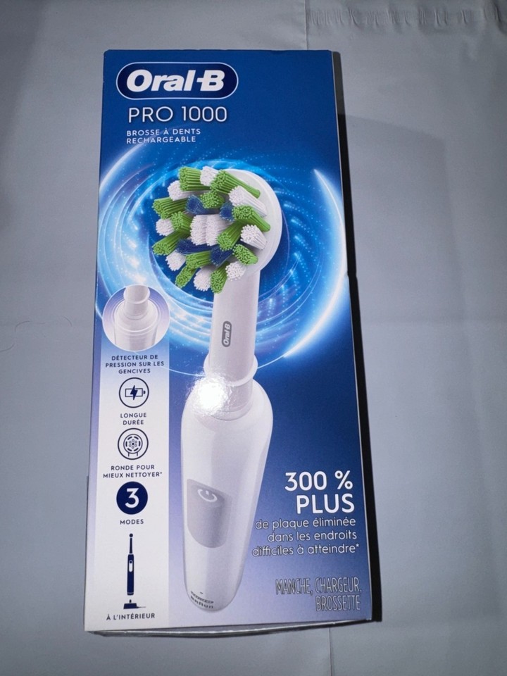 Oral-B Pro 1000 Rechargeable Electric Toothbrush With Pressure Sensor ...