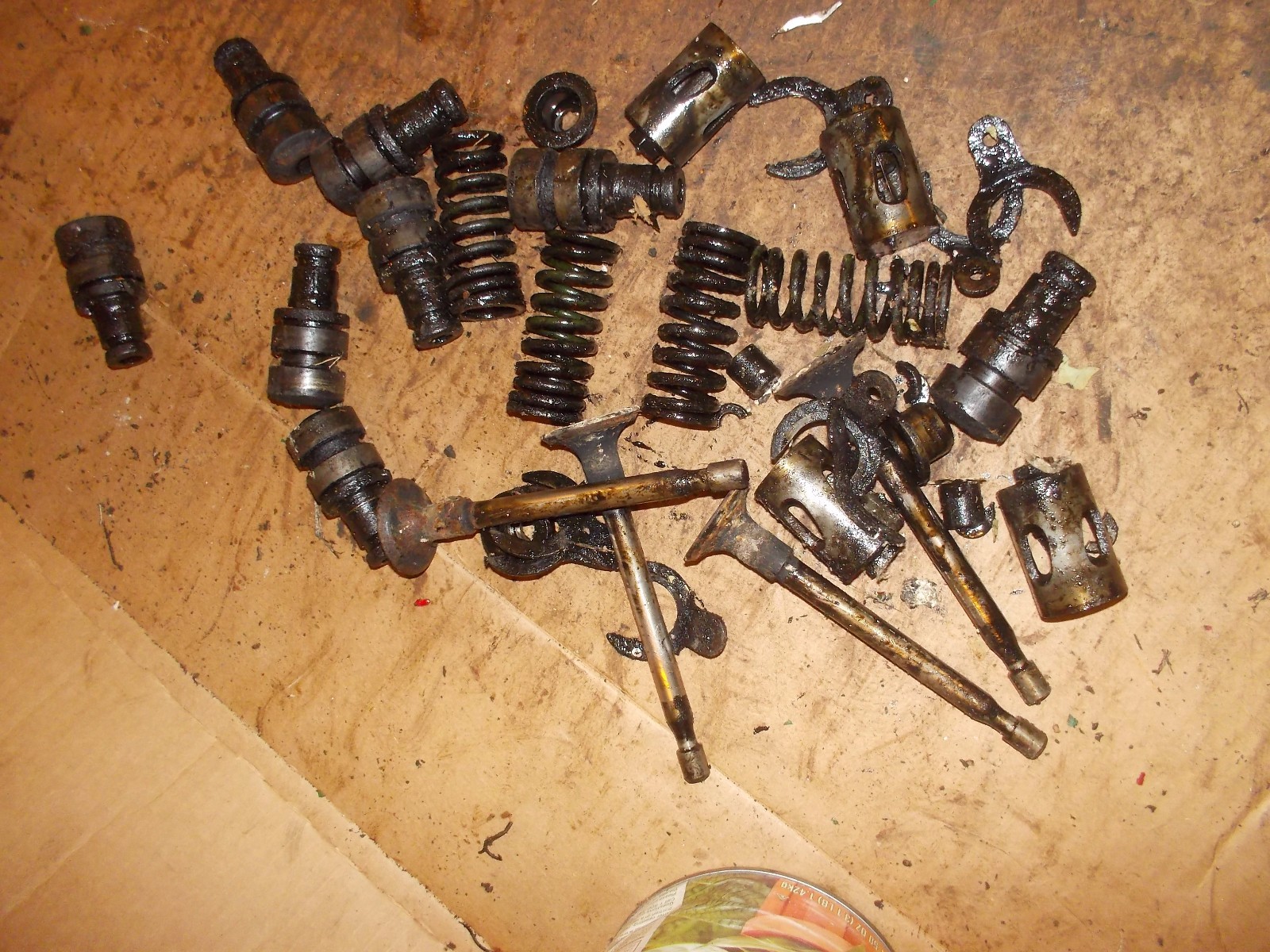 Ford 8N Tractor (8) engine motor lifter lifters springs valves valve ...