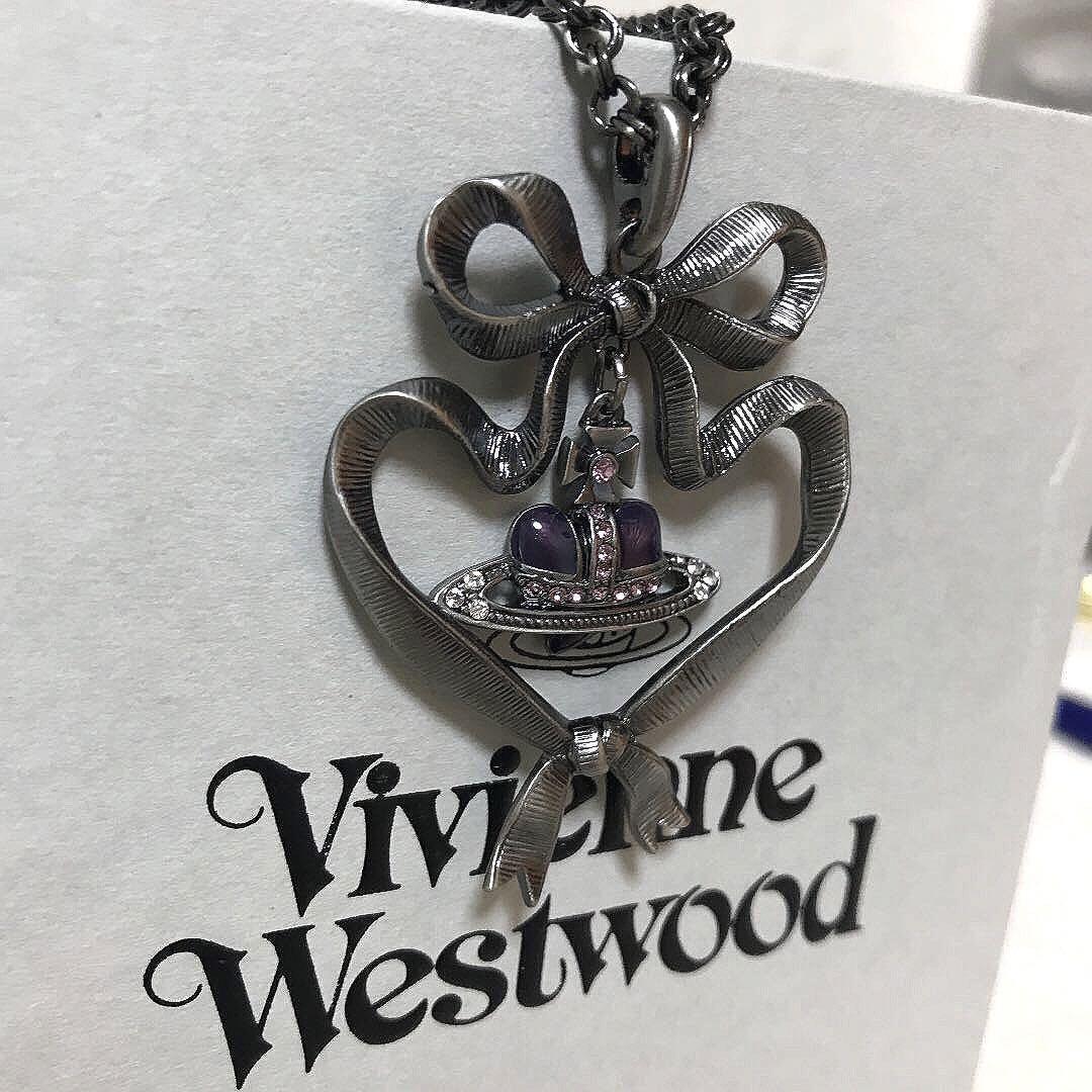 Vivienne Westwood Necklace Gunmetal Black Ribbon Heart Orb Vivienne Westwood Necklace Gunmetal Black Ribbon Heart Orb
