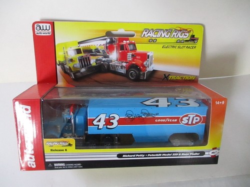 Auto World Racing Rigs Richard Petty* Peterbilt model 359 & Race ...