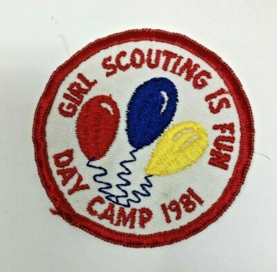 PATCH GSA Girl Scouts Scouting is Fun Day Camp 1981 Balloons Red Blue ...