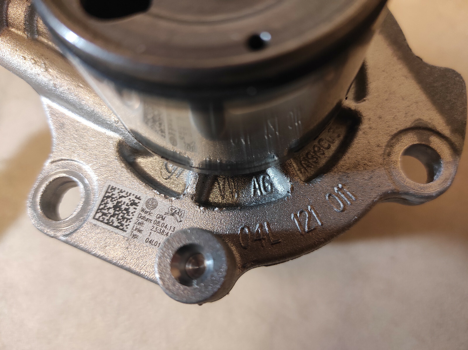 AUDI SEAT SKODA VW WATER PUMP + SOLENOID VALVE 04L121011, 04L121011E ...