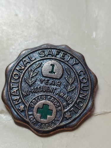Vintage Award Lapel Hat Pin Screw On National Safety Council Green ...