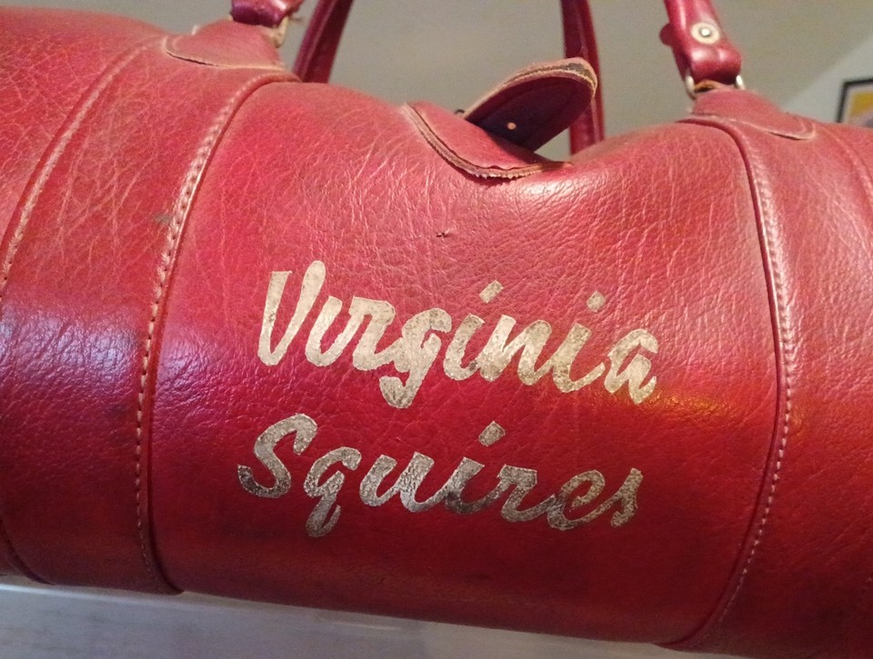 1971-72 VIRGINIA SQUIRES ADRIAN SMITH ABA BASKETBALL LEATHER EQUIPMENT ...