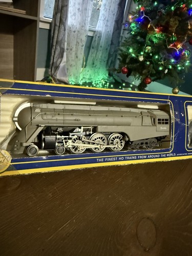 IHC NYC Streamlined Hudson 4-6-4 HO Scale Locomotive & Tender Rare Grey ...