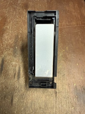 A 193 680 01 91 CHRYSLER CROSSFIRE POP UP CUP HOLDER CENTER CONSOLE ...