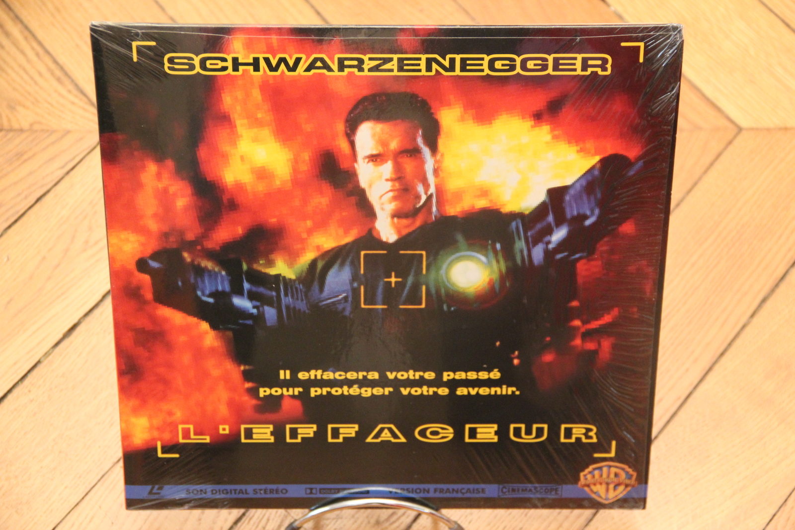 Eraser 1996 Laserdisc LD PAL Action Schwarzenegger | eBay