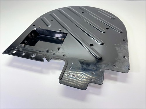 2018 Volvo VNL DEF Tank Bracket Cover | 22114811 | OE | Unit