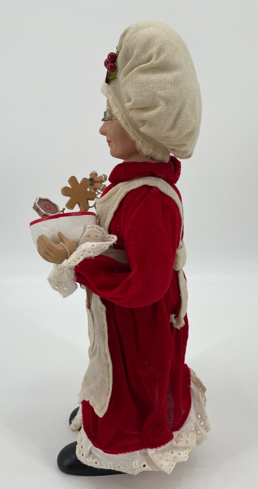 Vintage Mrs. Claus Christmas Holiday Kitchen Decorative Porcelain Doll ...