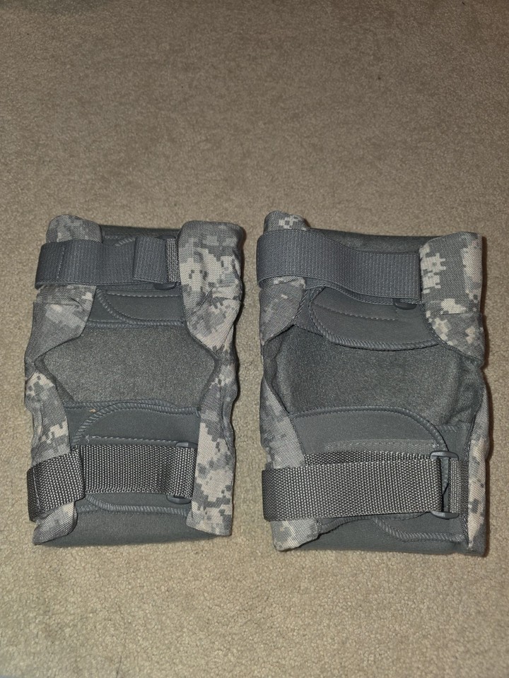 US Army Military Surplus Tactical Knee Pads New ACU USGI Digital Camo ...