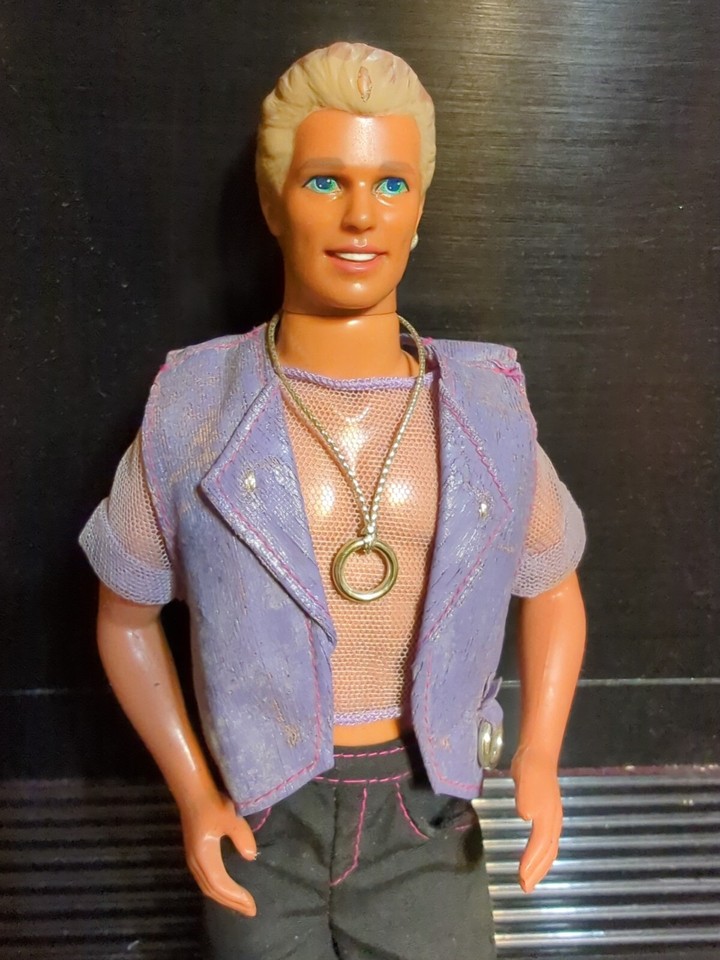 1992 Earring Magic Ken Doll #2290 One Earring Ken - Discontinued | eBay