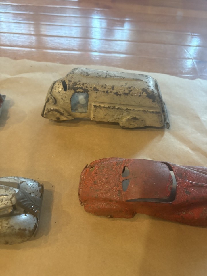 VINTAGE WYANDOTTE GIRARD PRESSED STEEL TOY TRUCK Cars Hubley Misc ...