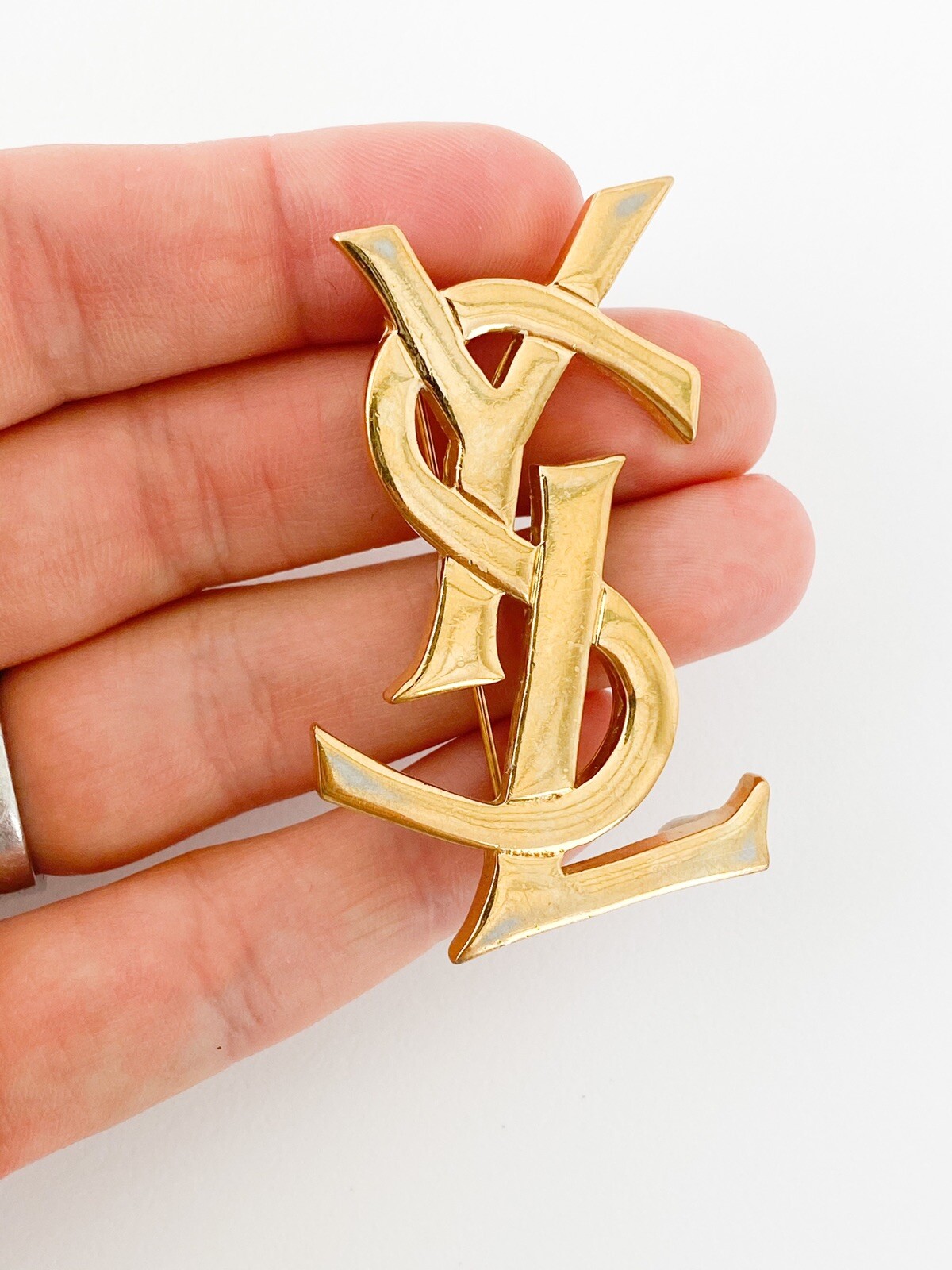 VINTAGE YSL BROOCH PIN YVES SAINT LAURENT GOLD TONE YSL LOGO | eBay